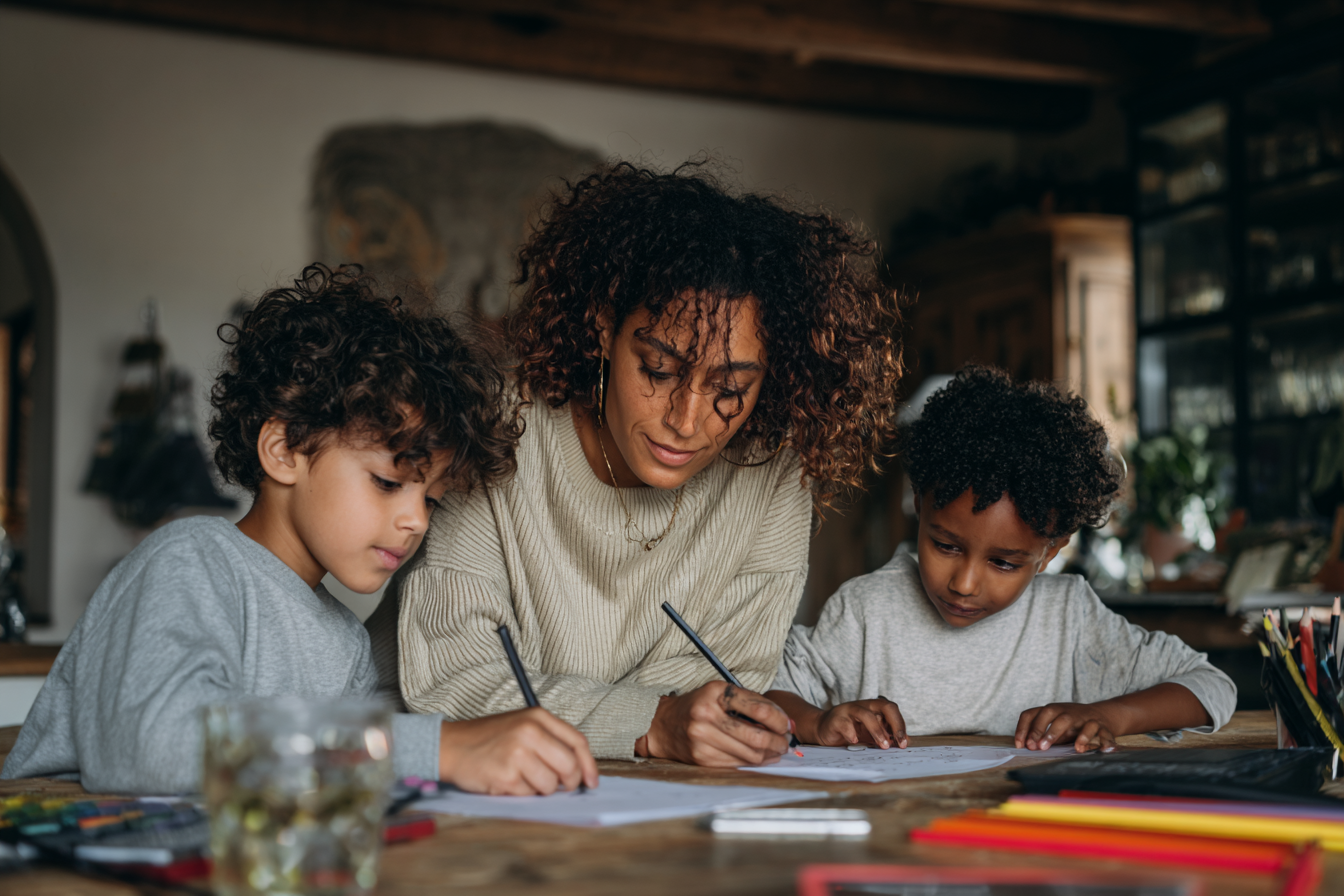 Parent Tips: Supporting Bilingual and Multilingual Development