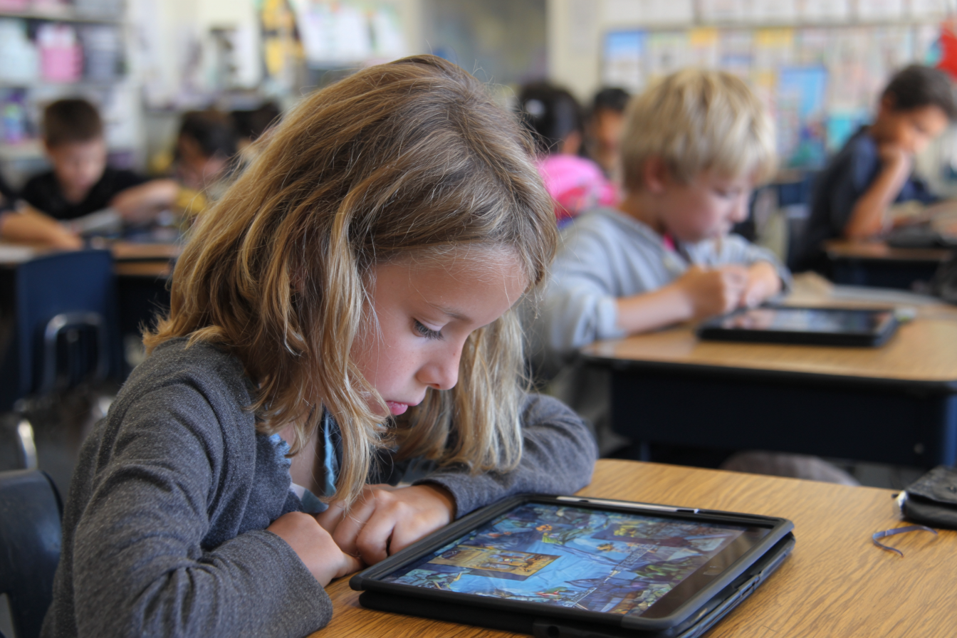 Hybrid Classroom Hacks: Ensuring Equity in Tech-Enhanced Learning